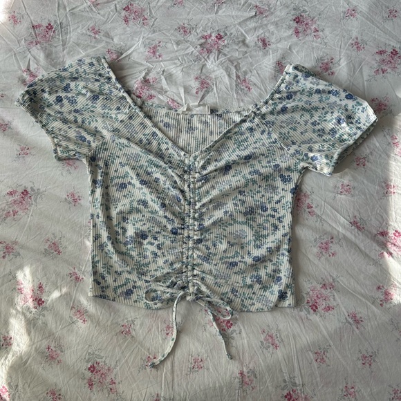 Pink Rose | Tops | Pink Rose Blue Floral Ruched Crop Top | Poshmark